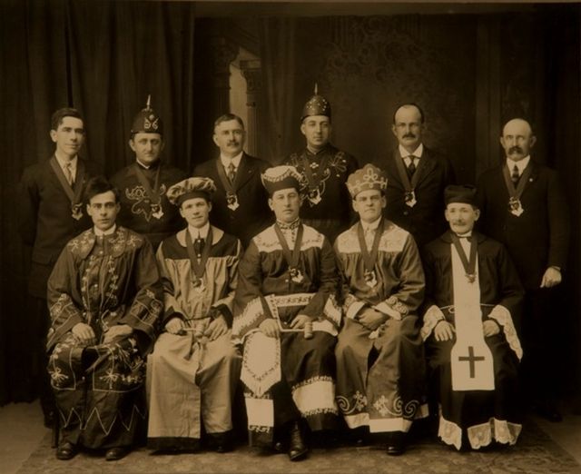 All Dressed Up: The Loyal Order of Moose - Scottish Rite Masonic Museum ...
